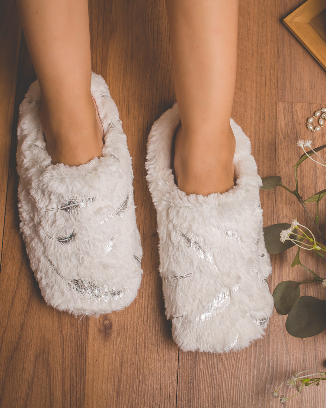 White Feather Women's white feather slippers – 2segypt